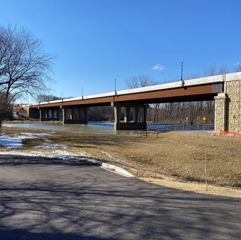 Algonquin, IL / Business